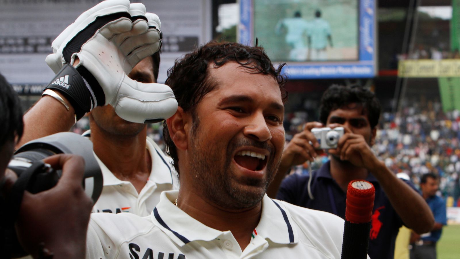 Sachin Tendulkar's son Arjun scores century on first-class debut, just ...