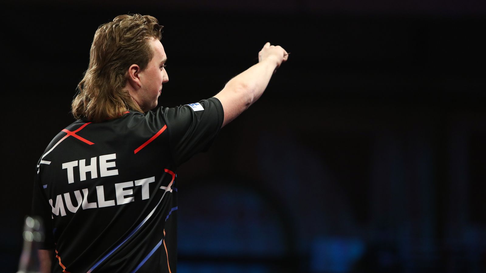'Everybody loves the mullet' | Danny Jansen on darts beginnings | Darts ...
