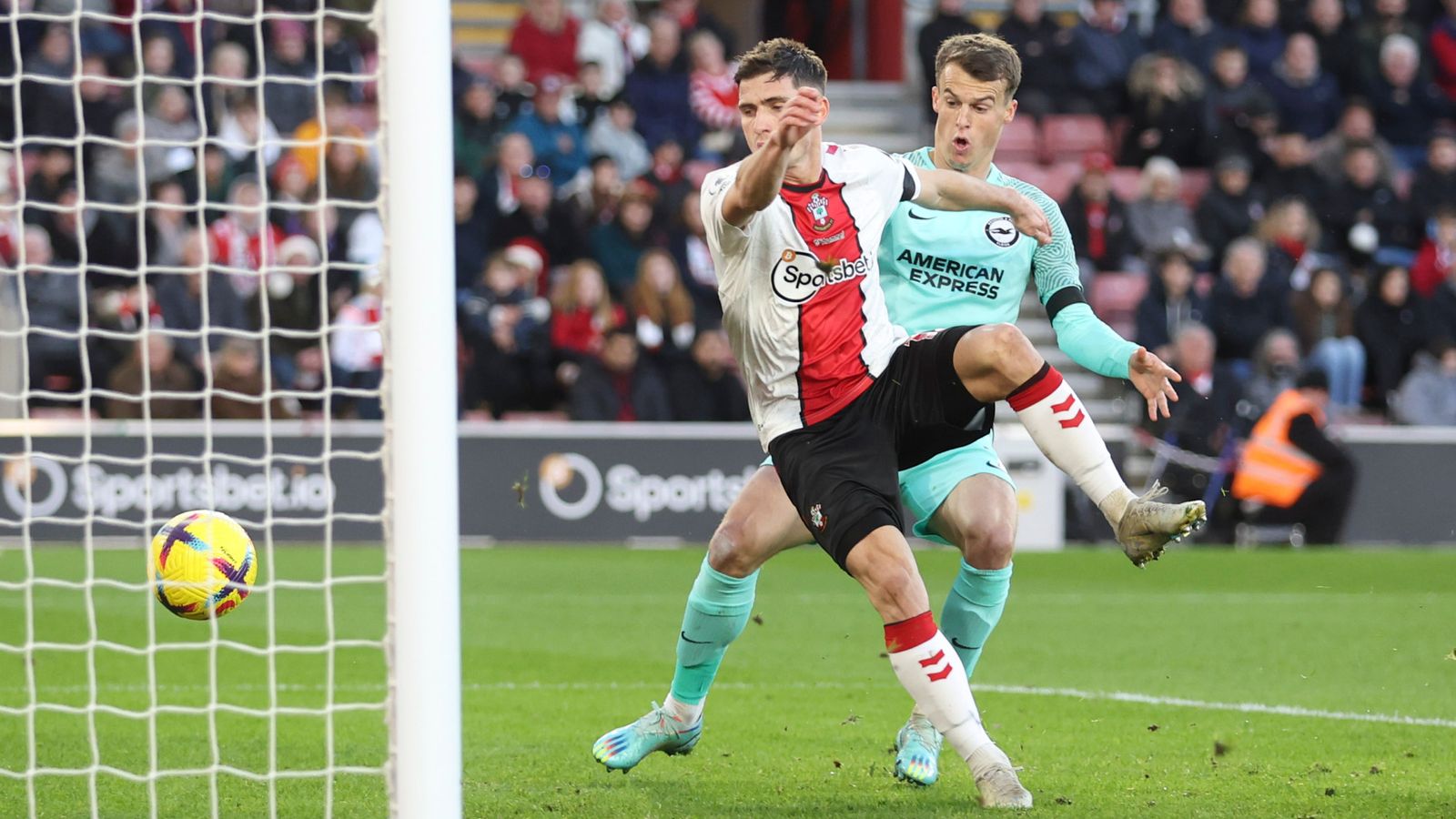 Southampton 1 - 3 Brighton - Match Report & Highlights
