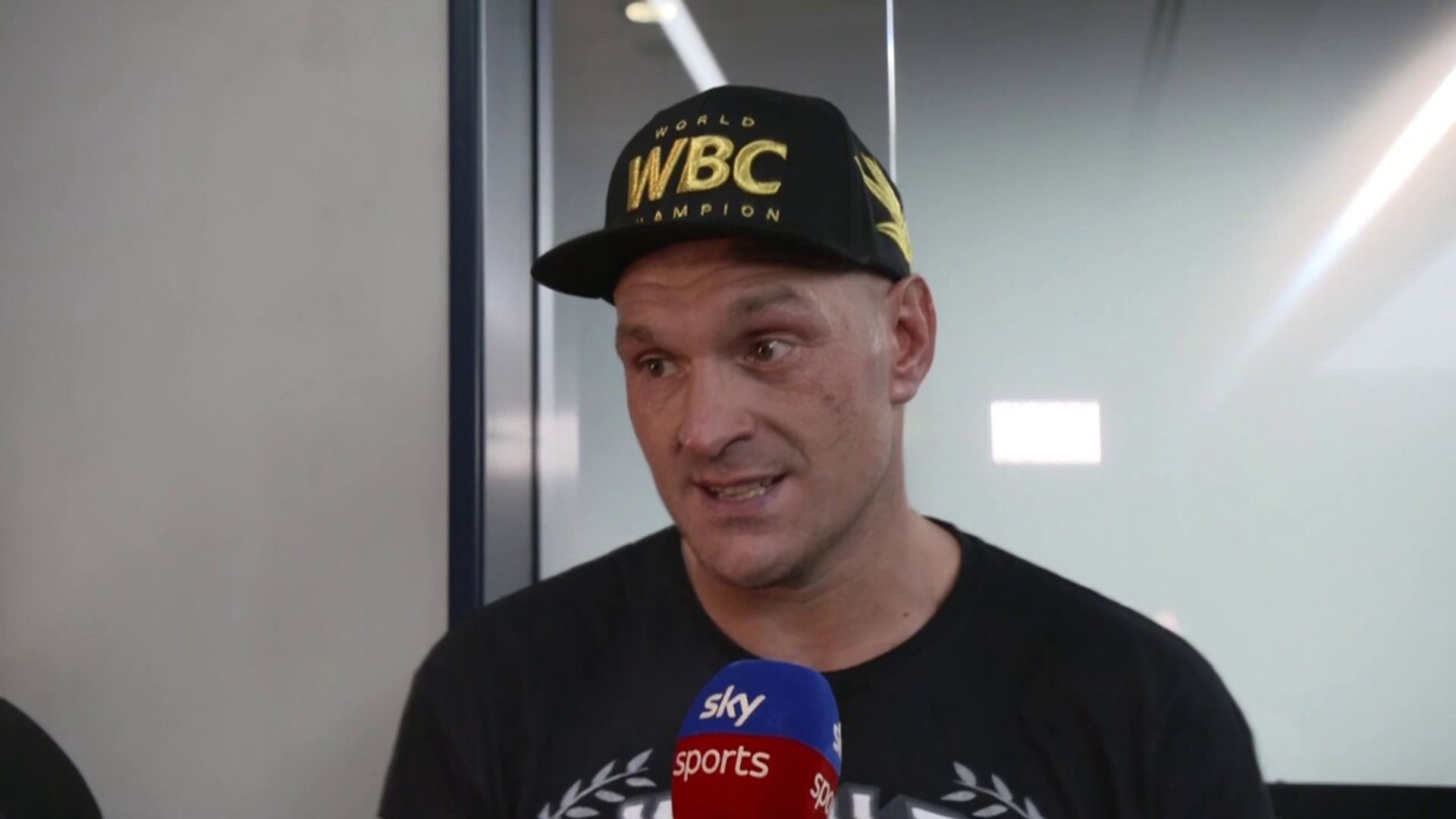 Fury: Joyce is back-up if Usyk fight doesn't happen - Boxing news ...