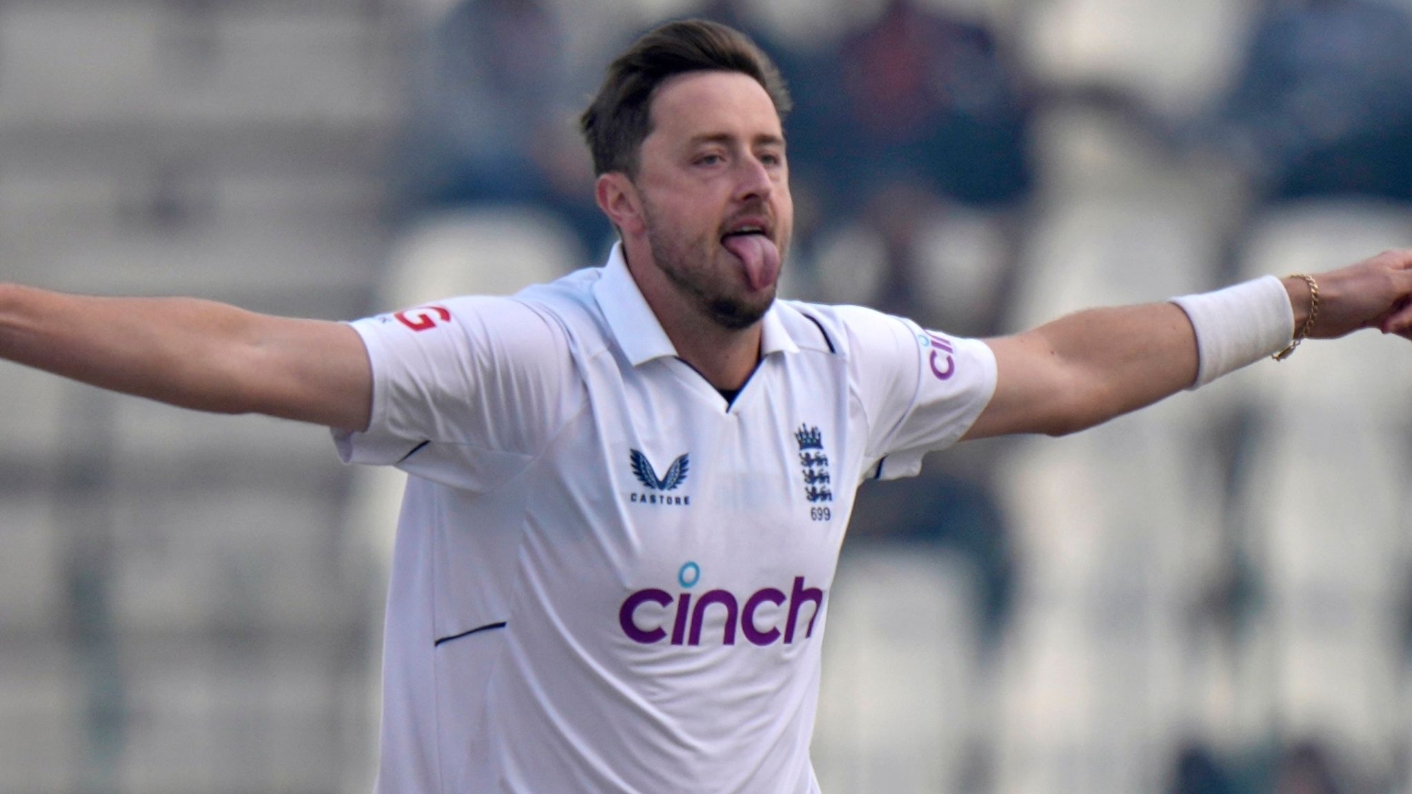 New Zealand vs England: James Anderson praises England fast bowling ...