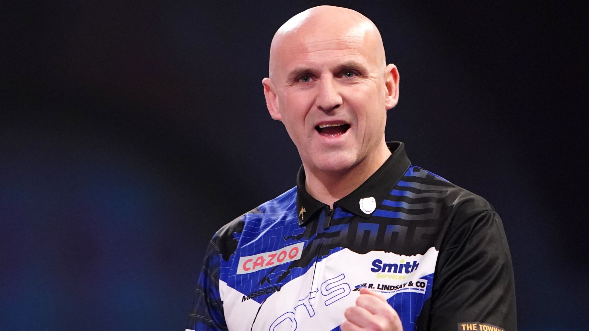 World Darts Championship: Lisa Ashton loses 3-2 to Ryan Meikle, while ...