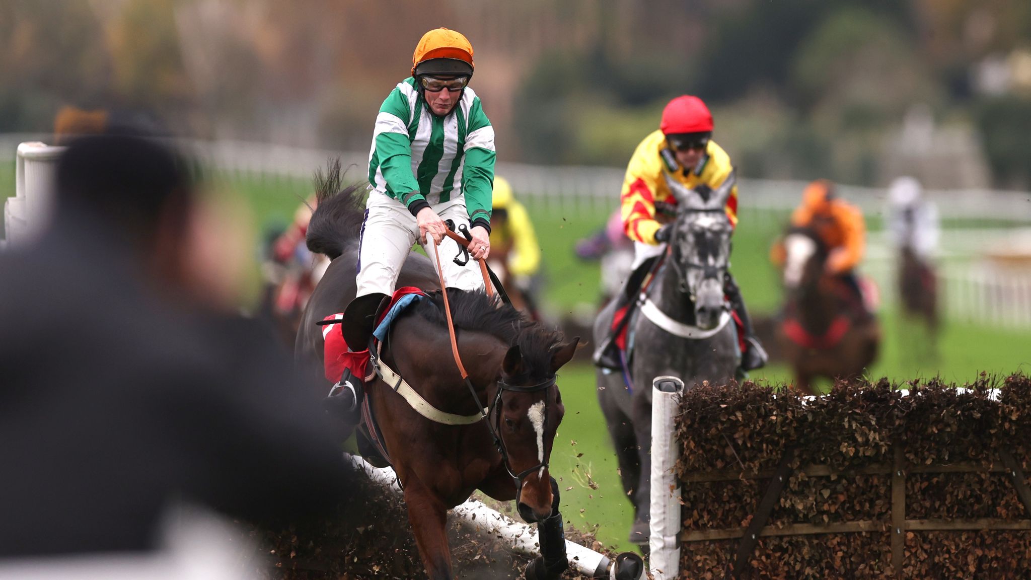 Tolworth Hurdle: Gary Moore hoping to repay Pat Gallagher with ...