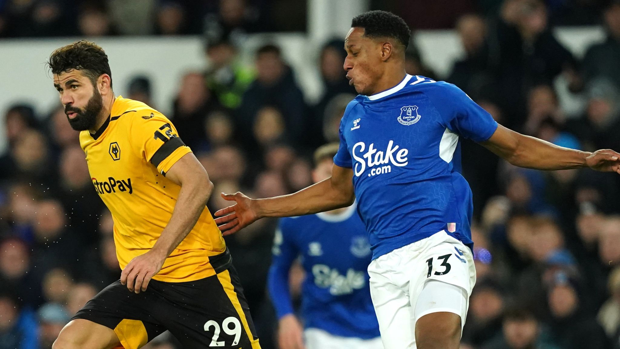 Everton 1-2 Wolves: Rayan Ait-Nouri scores 95th-minute winner as Julen ...