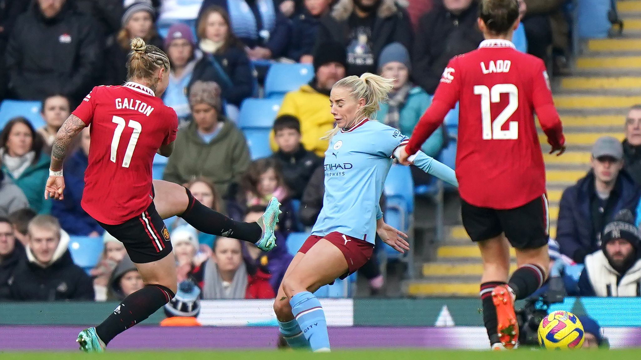 Manchester City 1-1 Manchester United: Visitors miss chance to record ...