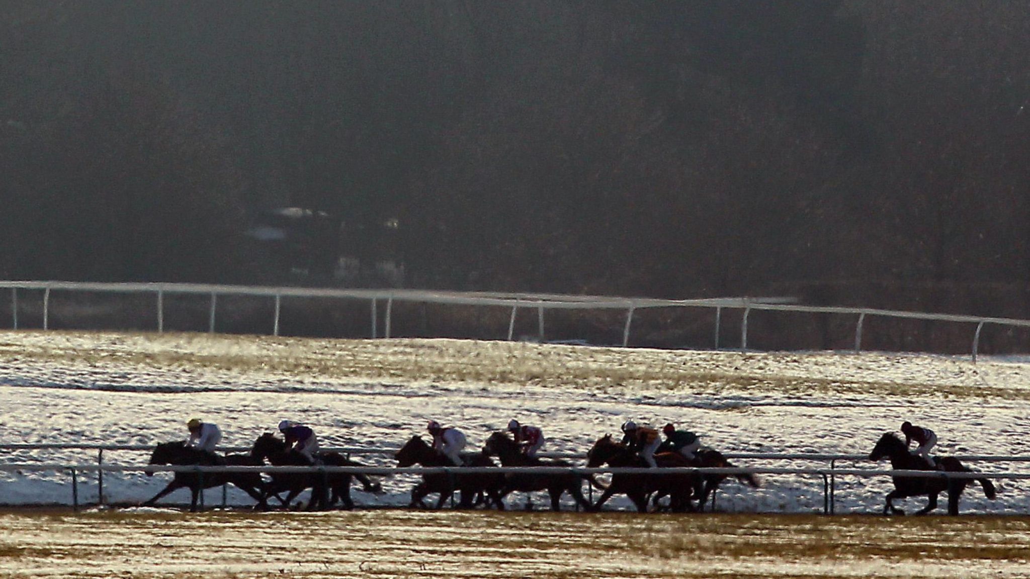 Long Walk Hurdle: Ascot battling frozen track and snow ahead of Howden ...