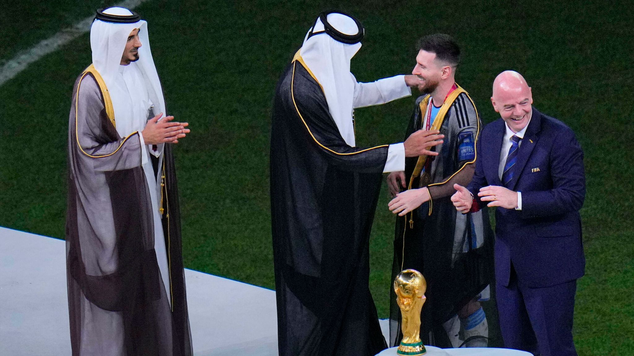Lionel Messi: Argentina captain wears traditional Arab cloak to lift ...
