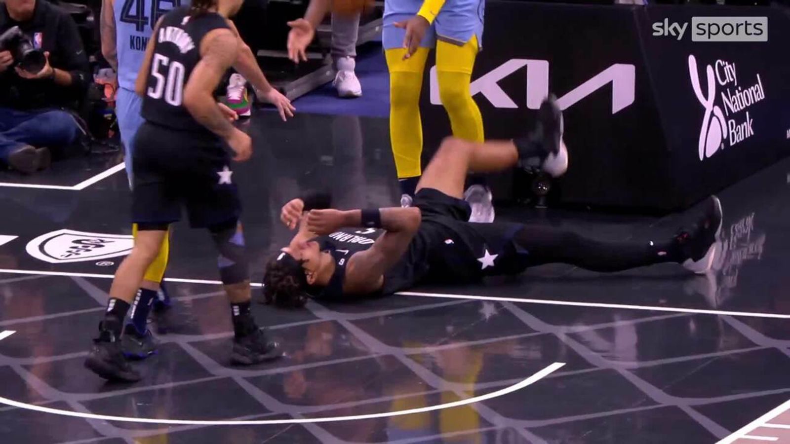 Paolo Banchero counters, dunks then crashes to the floor | NBA News ...