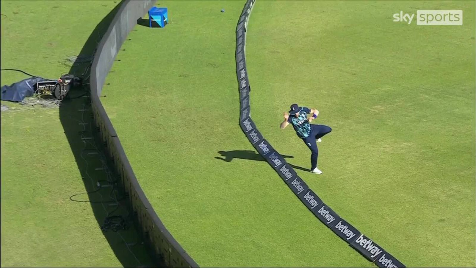 'Cool as ice!' | David Willey executes incredible catch | Cricket News ...