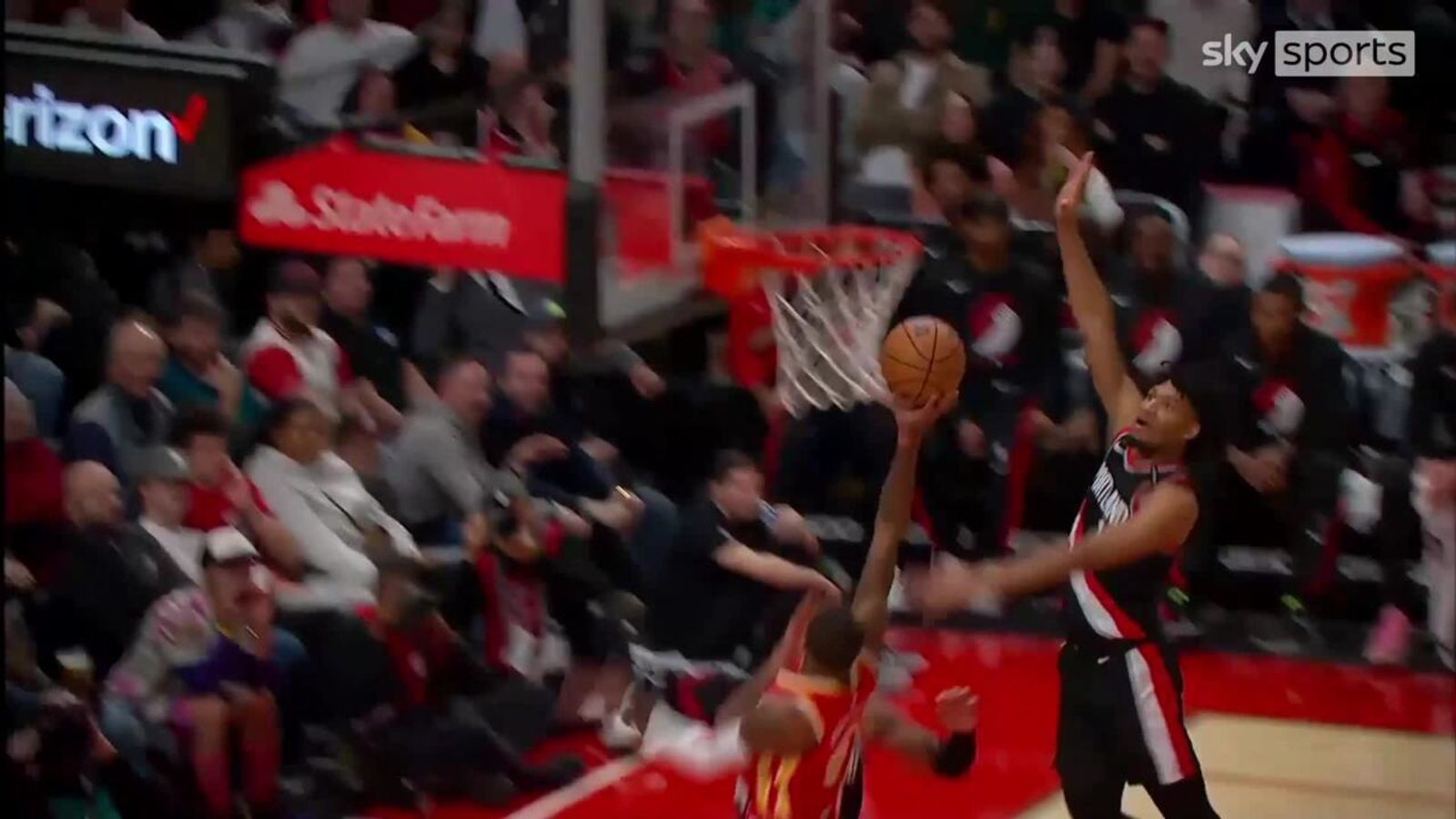 'The best revenge!' | Shaedon Sharpe rises to block Dejounte Murray ...