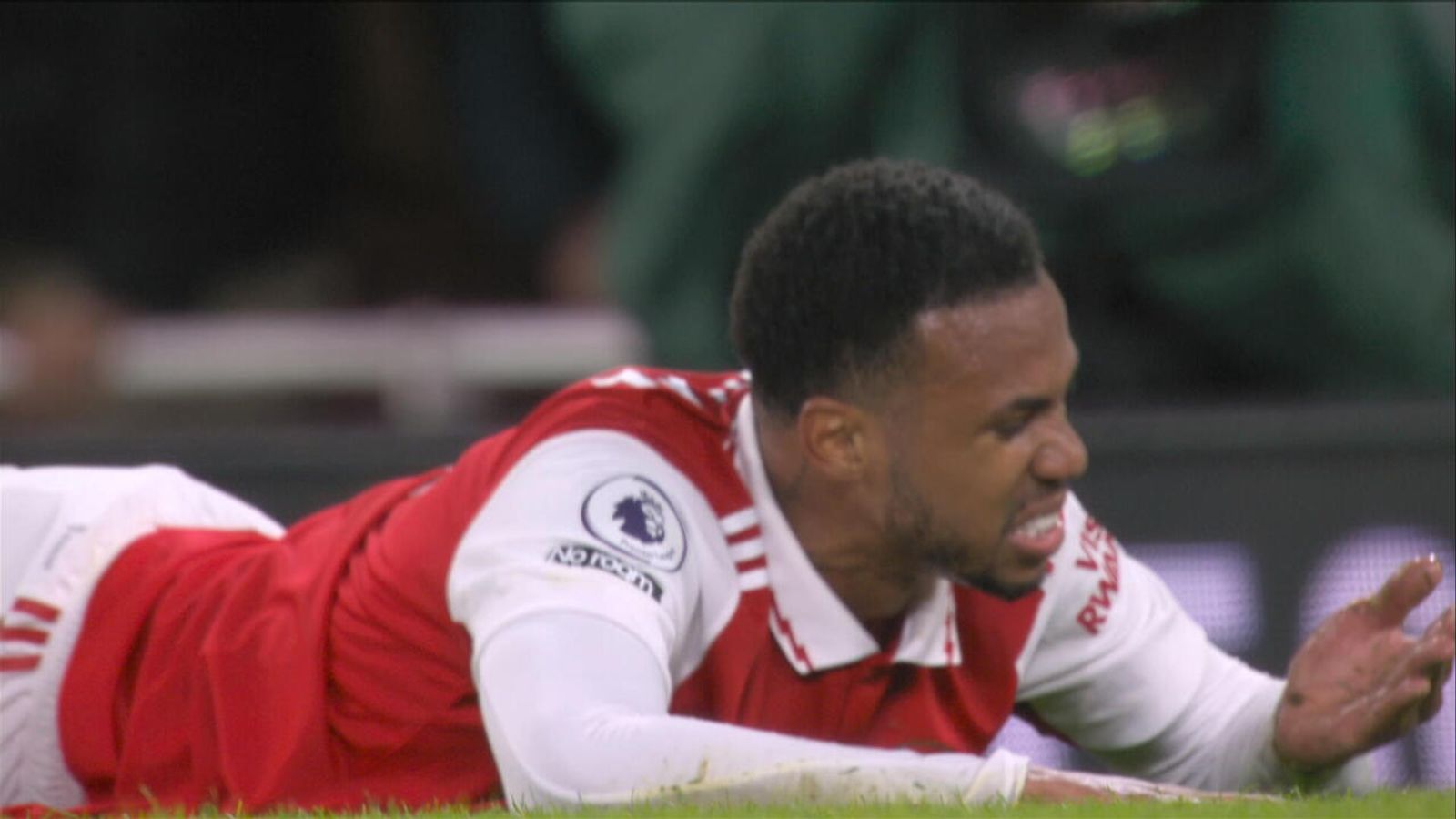 Gabriel's header loops wide | Football News | Sky Sports