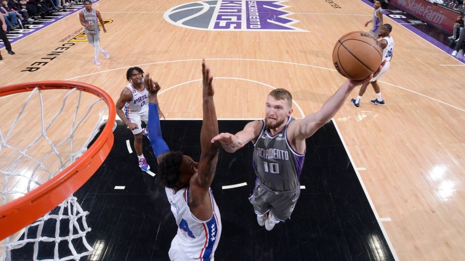 Philadelphia 76ers 129-127 Sacramento Kings | NBA News | Sky Sports