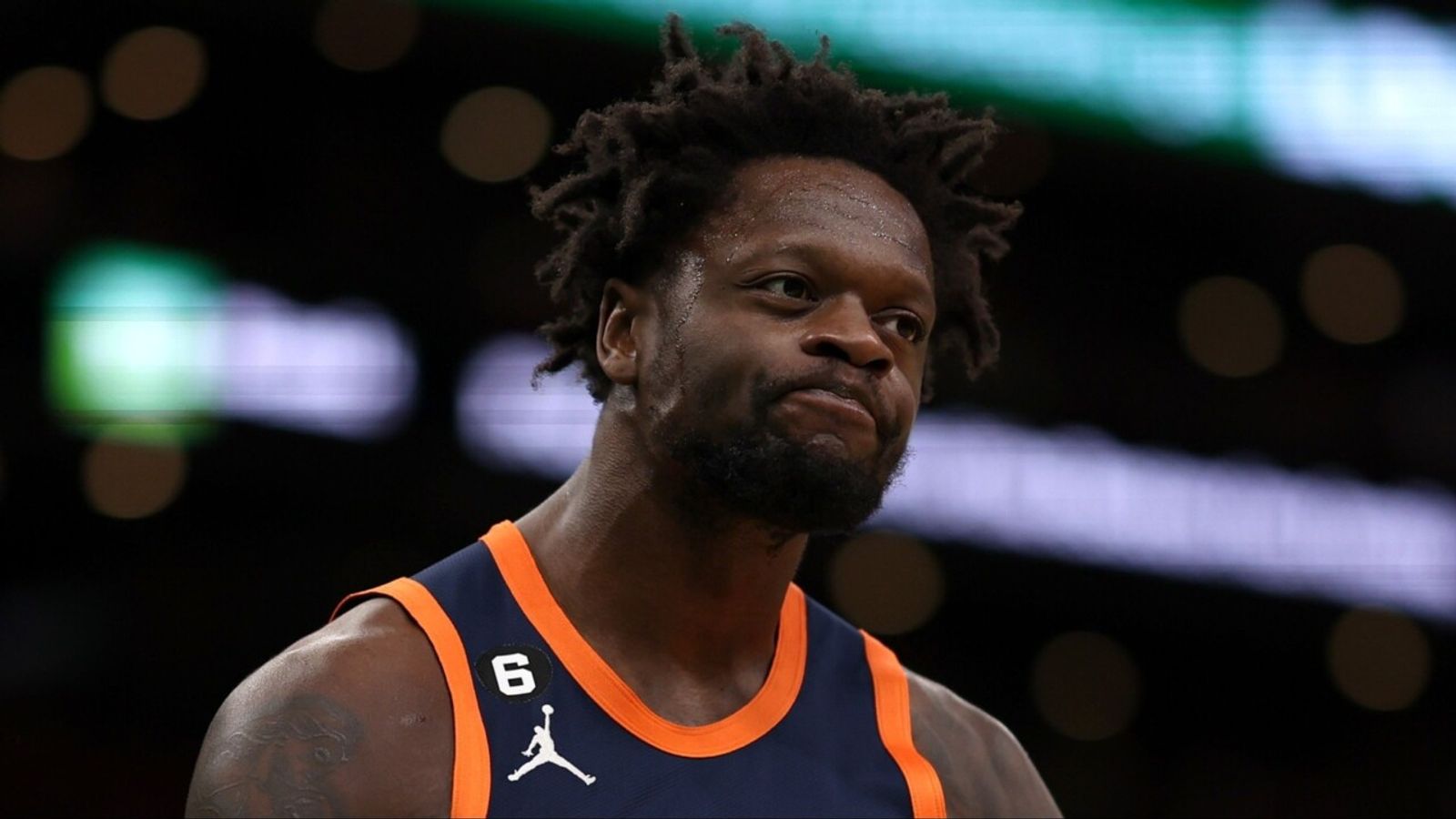 Julius Randle puts Jayson Tatum on a poster! | NBA News | Sky Sports