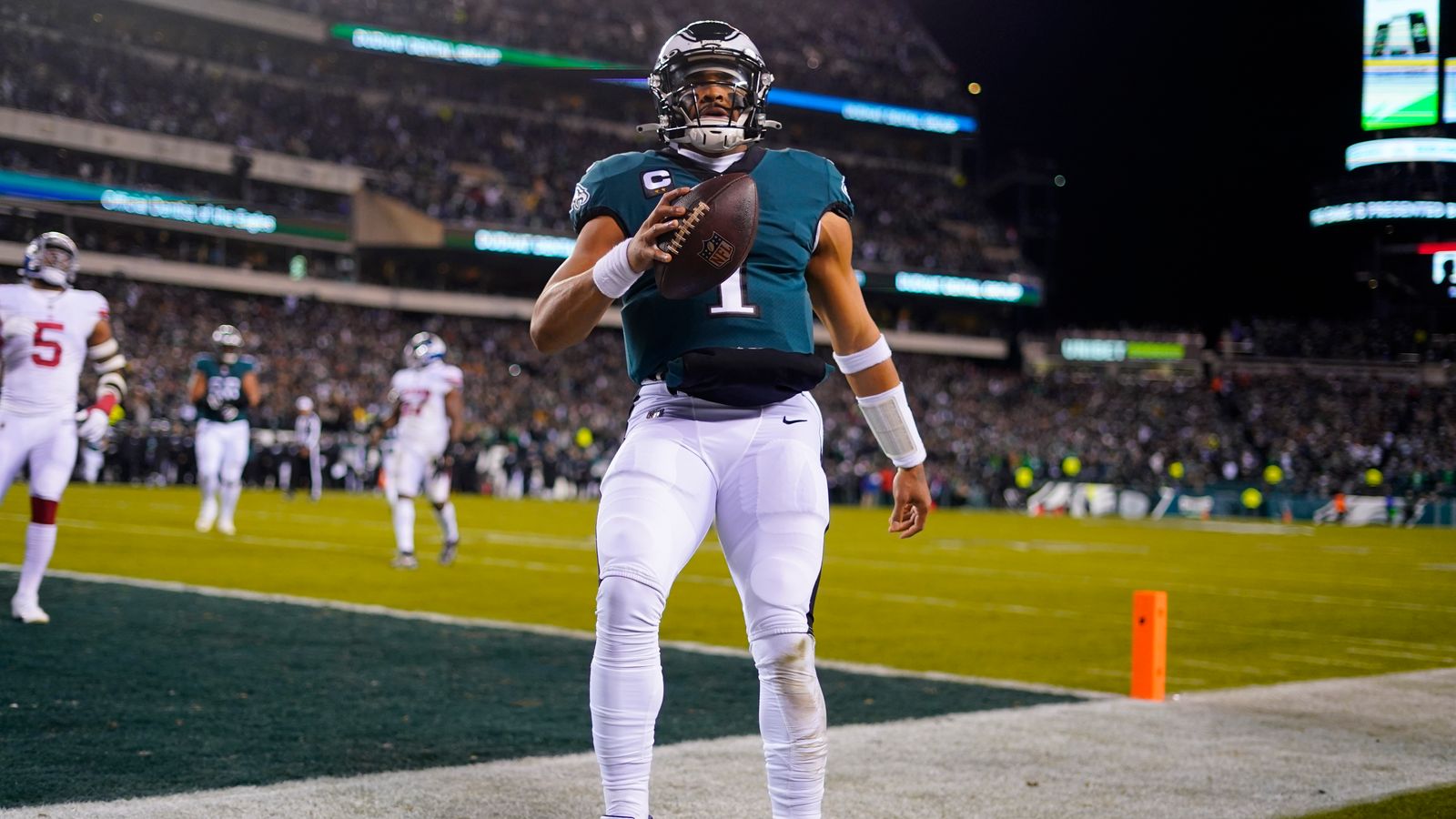 Jalen Hurts runs in unopposed to cap dominant first half | NFL News ...