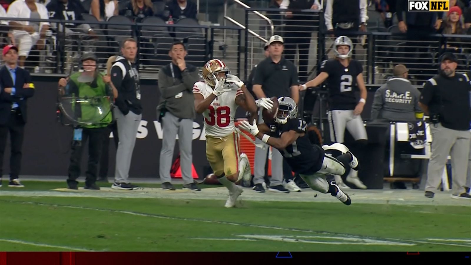 Davante Adams sends Raiders fans wild with stunning diving catch! | NFL ...