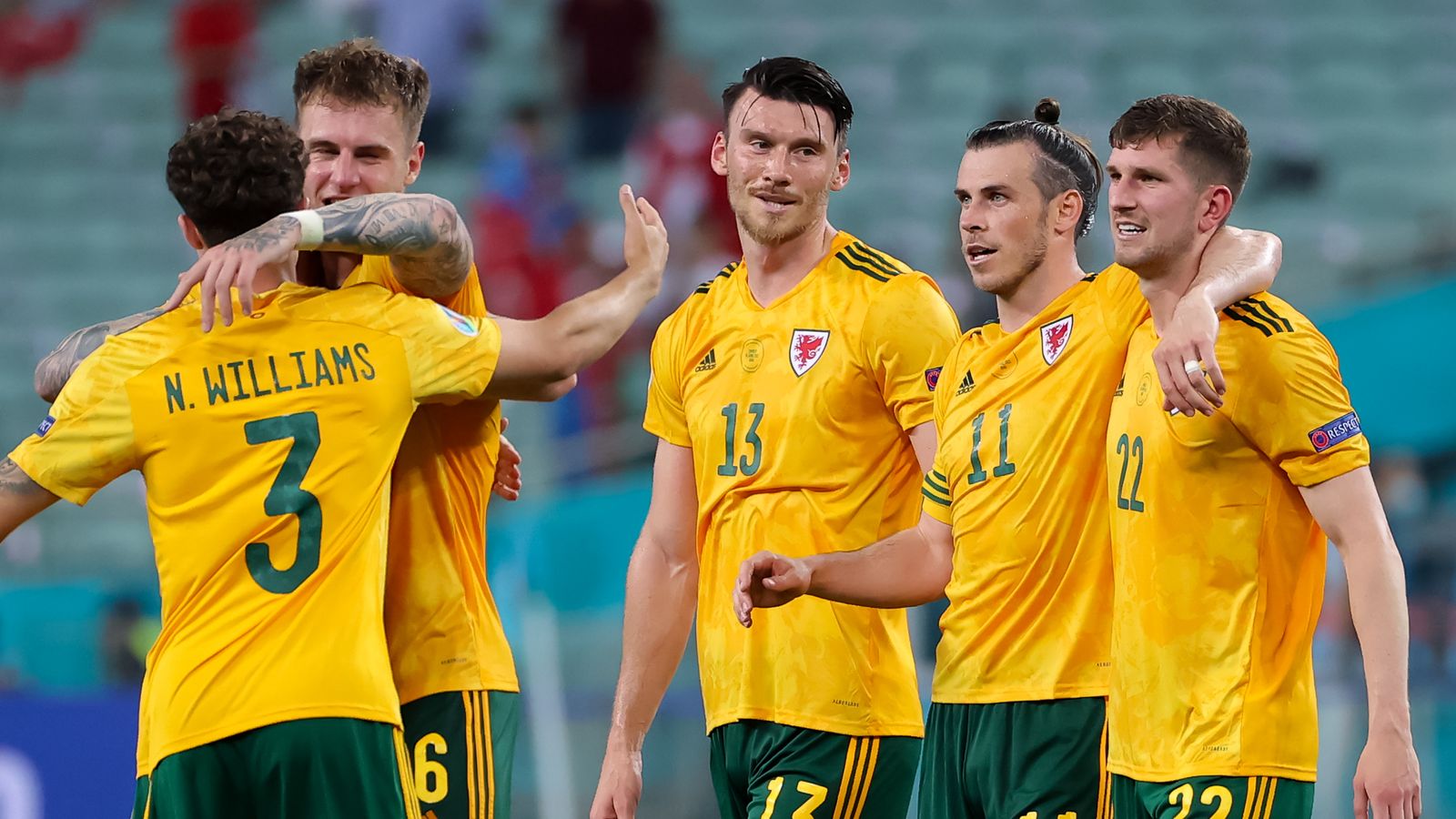 Chris Mepham: It wan an honour to share a dressing room with Gareth ...