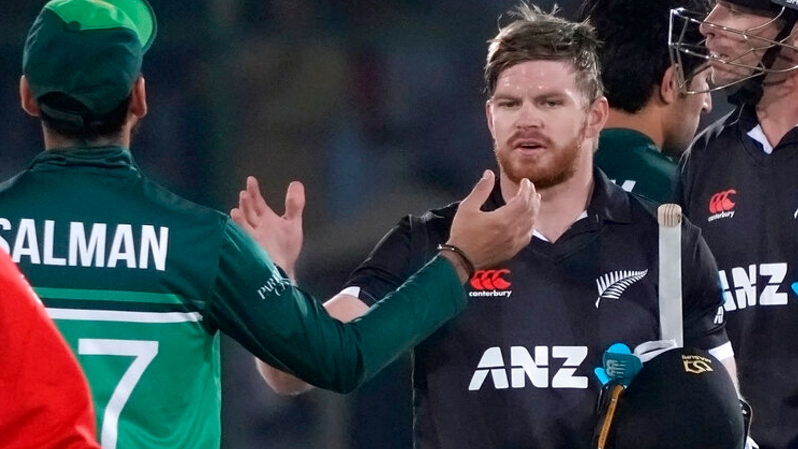 International cricket latest: Glenn Phillips hits quickfire half ...