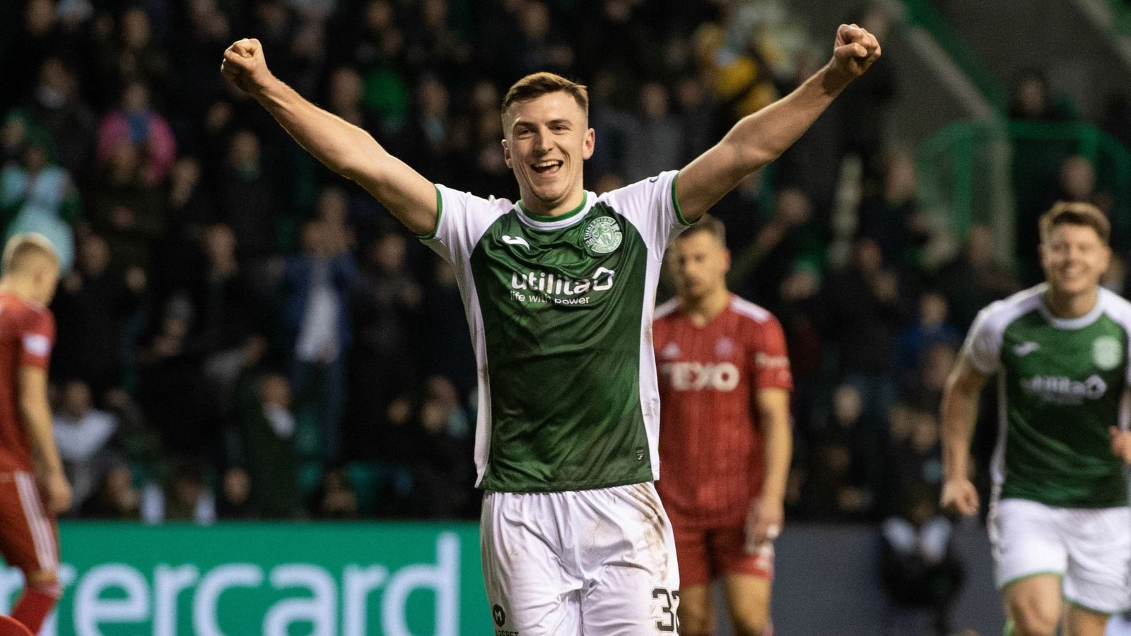 Hibernian 6-0 Aberdeen: Josh Campbell hat-trick sees Hibs thrash Dons ...