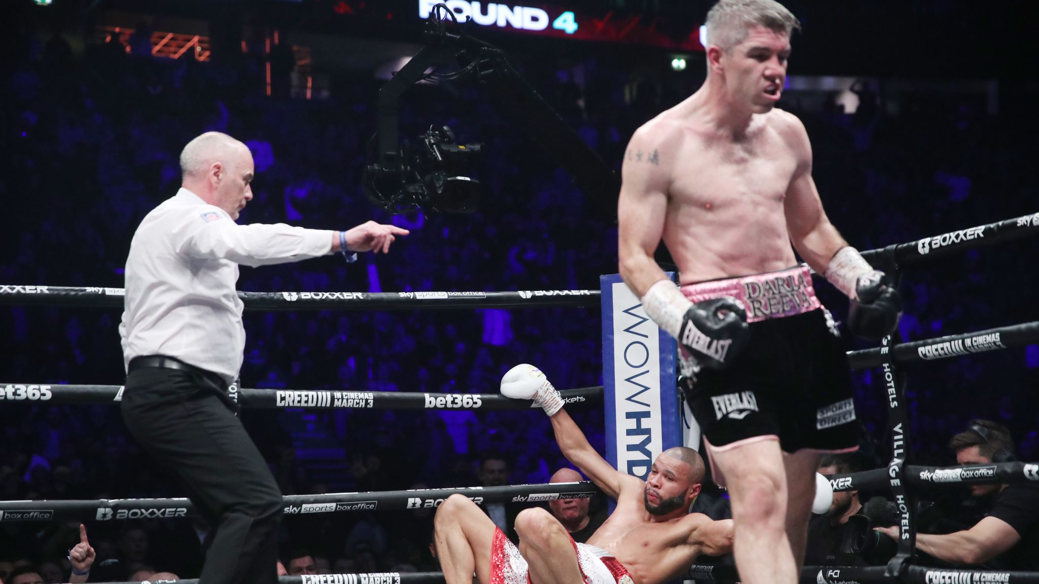 Liam Smith takes out Chris Eubank Jr with spectacular knockout finish ...