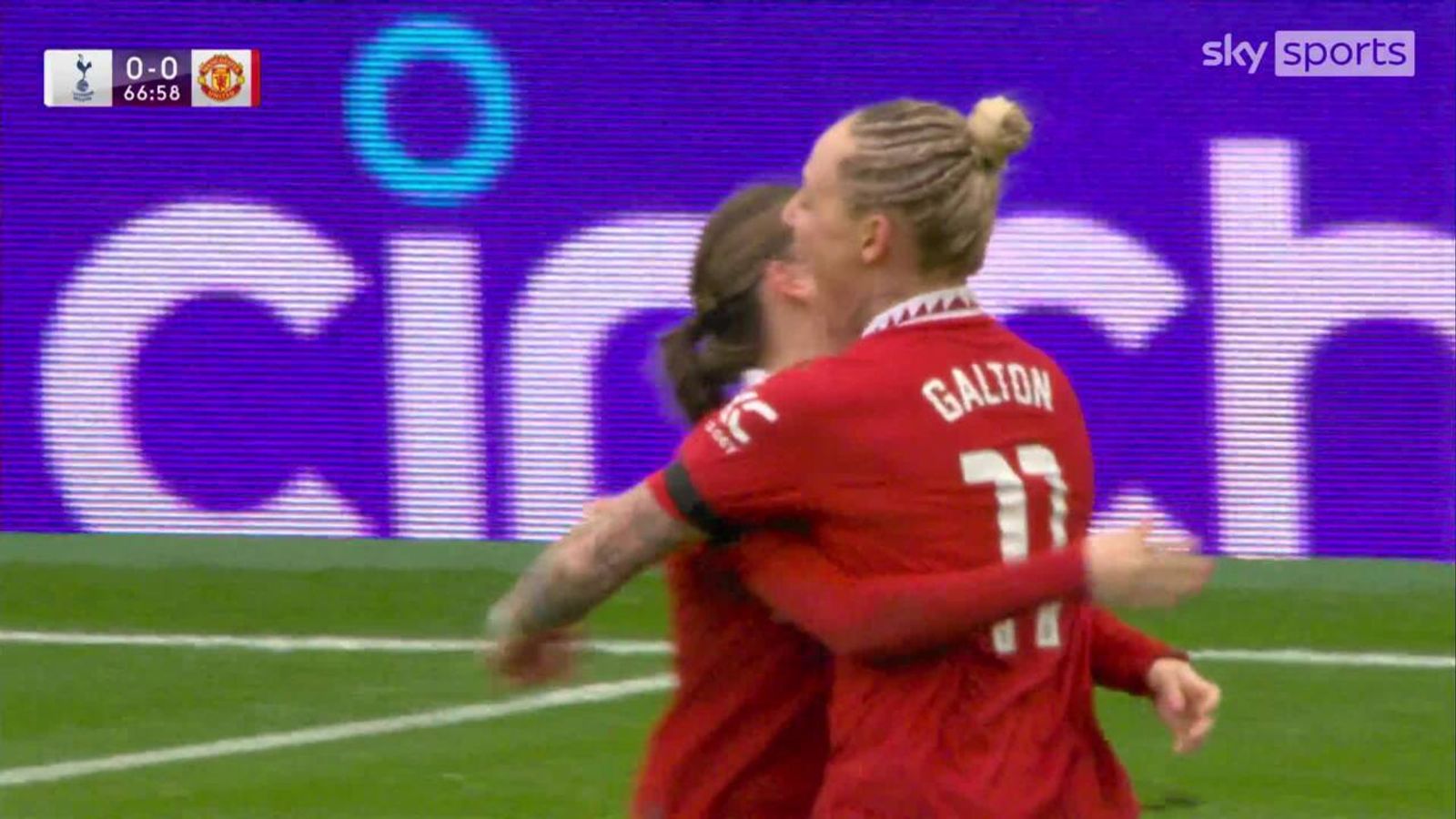 Man Utd boss Marc Skinner criticises Tottenham's Eveliina Summanen for ...