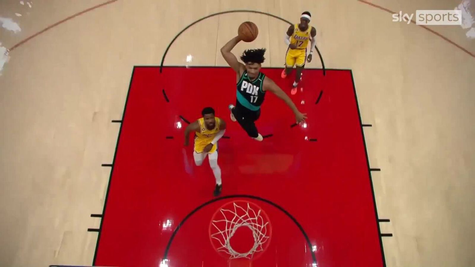 Shaedon Sharpe hammers home huge dunk! | NBA News | Sky Sports