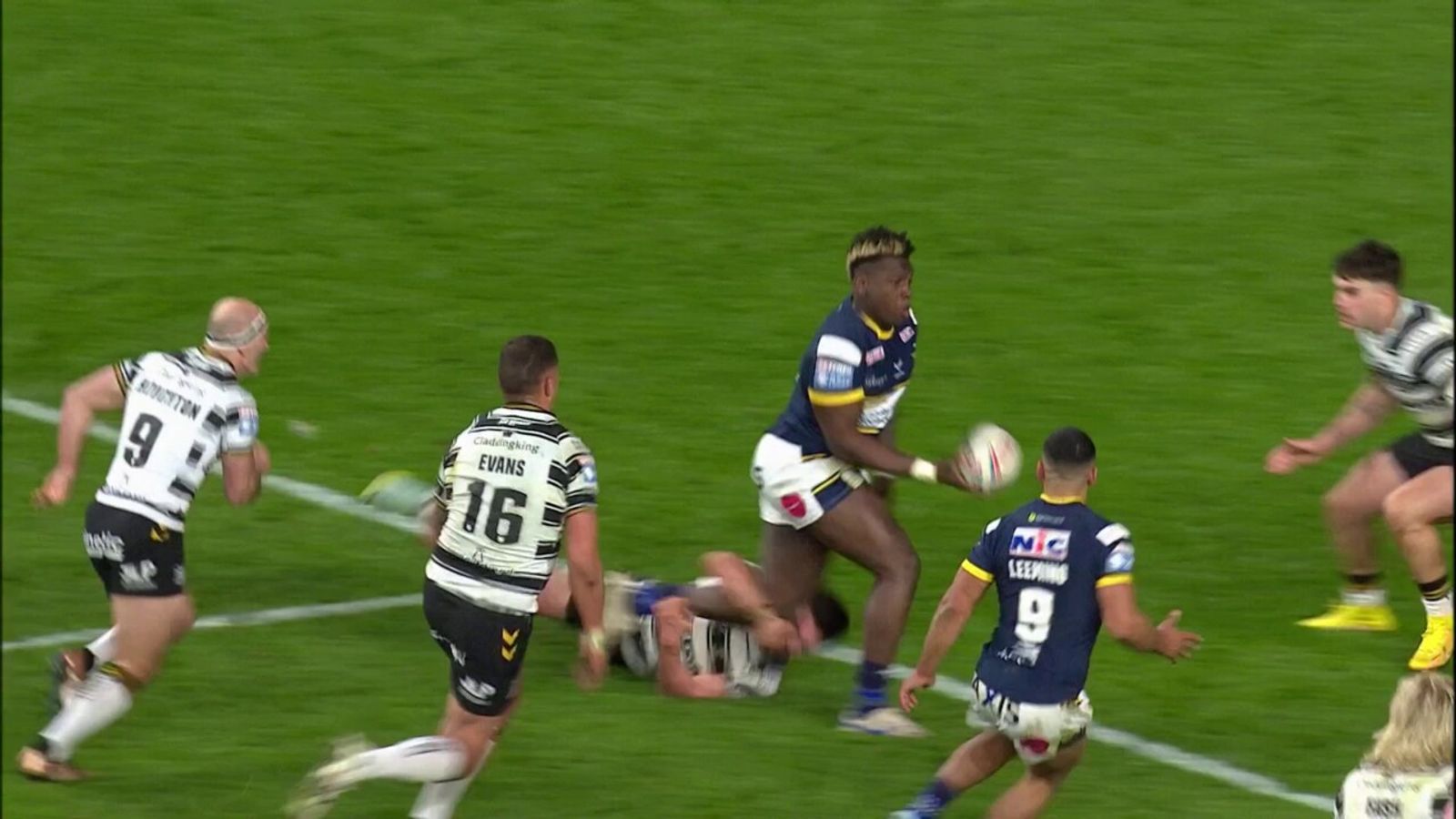 Leeds Rhinos 18-22 Hull FC: Scott Taylor try gives Hull coach Tony ...