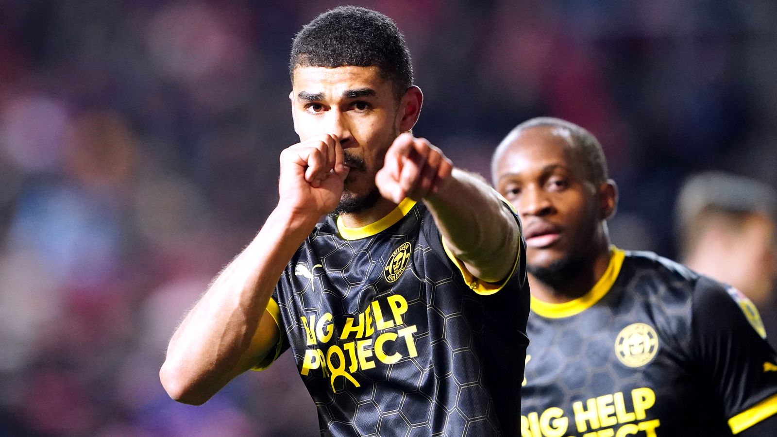 Bristol City 1-1 Wigan: Ashley Fletcher earns point for Latics ...