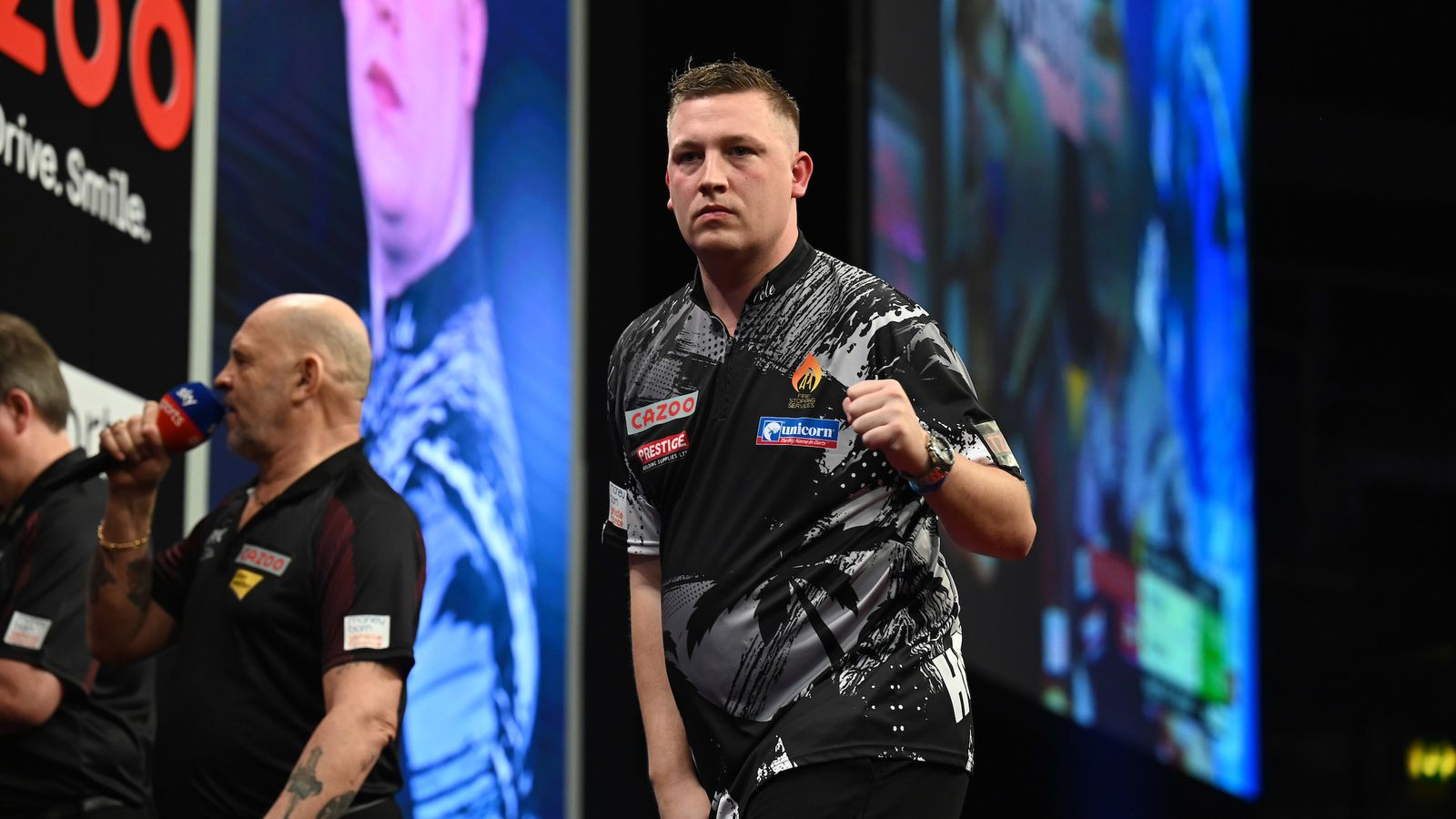 Premier League Darts: Debutant Chris Dobey stuns Michael van Gerwen to ...