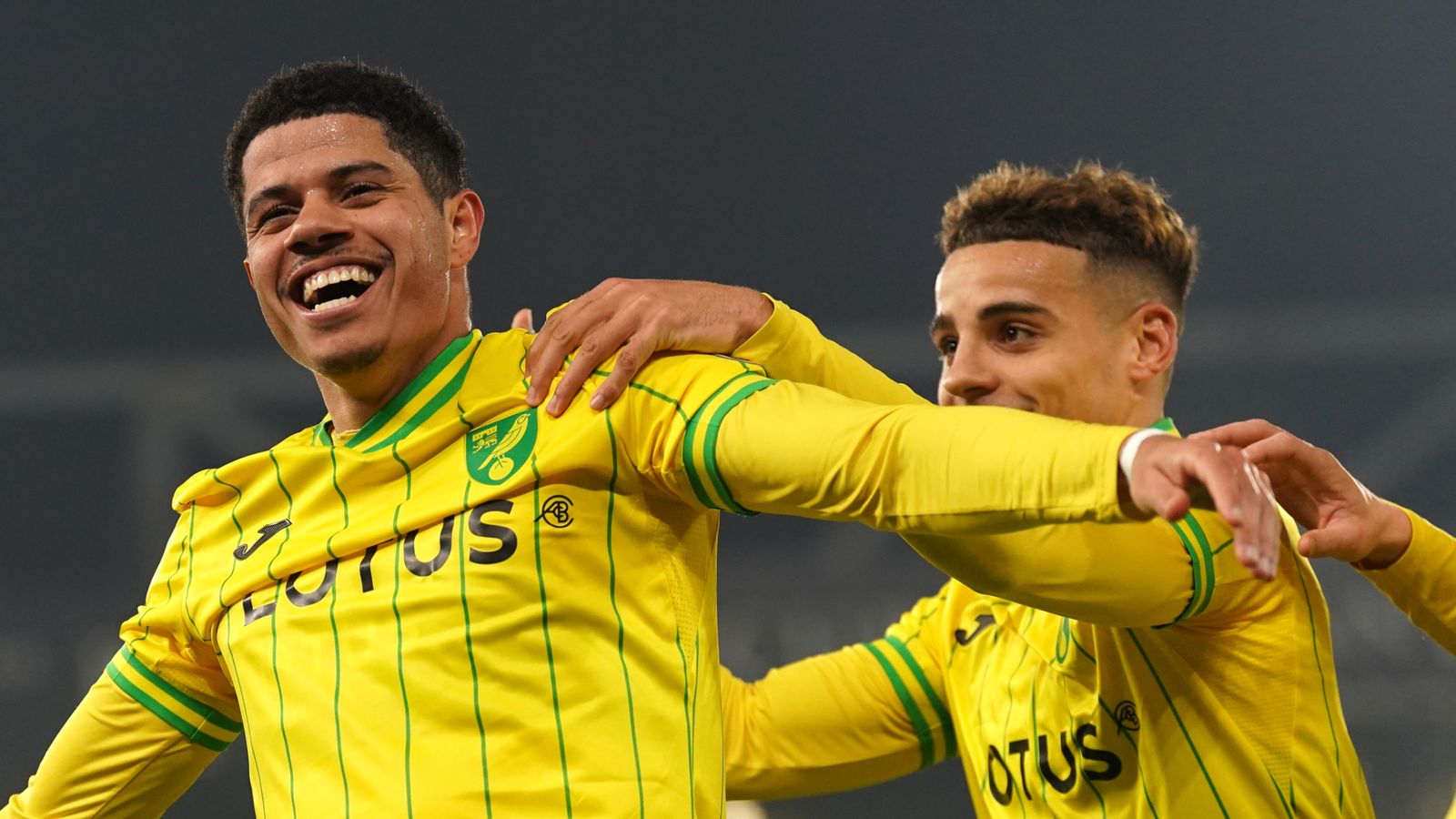 Norwich 3-1 Hull: Canaries earn comeback victory over Tigers | Football ...