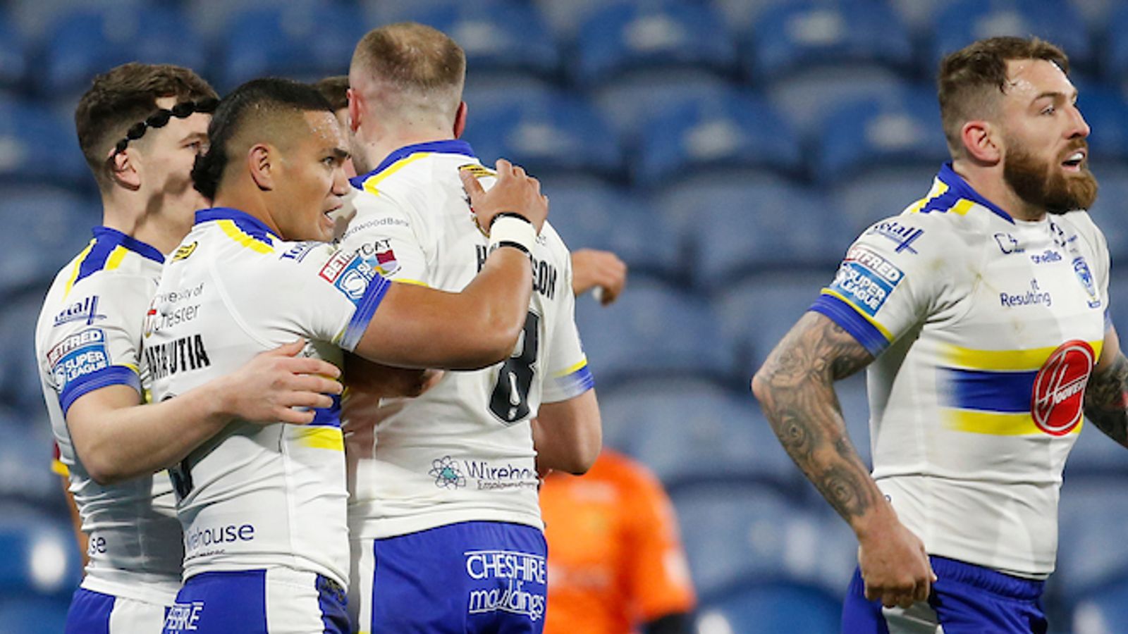 Huddersfield Giants 16-26 Warrington Wolves: Matty Ashton's late double ...