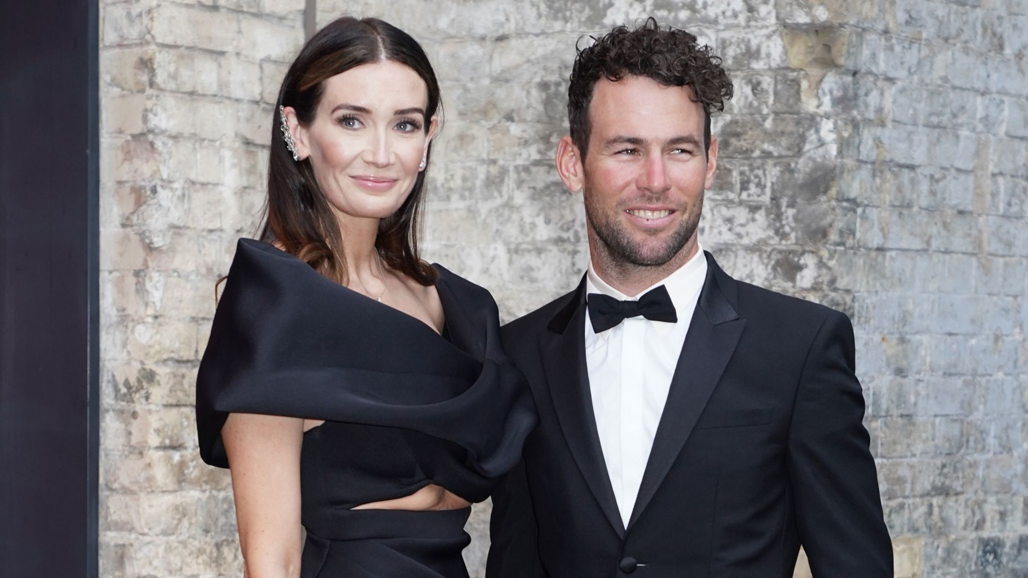 Mark Cavendish: Cyclist reveals his depths of depression in new Netflix ...