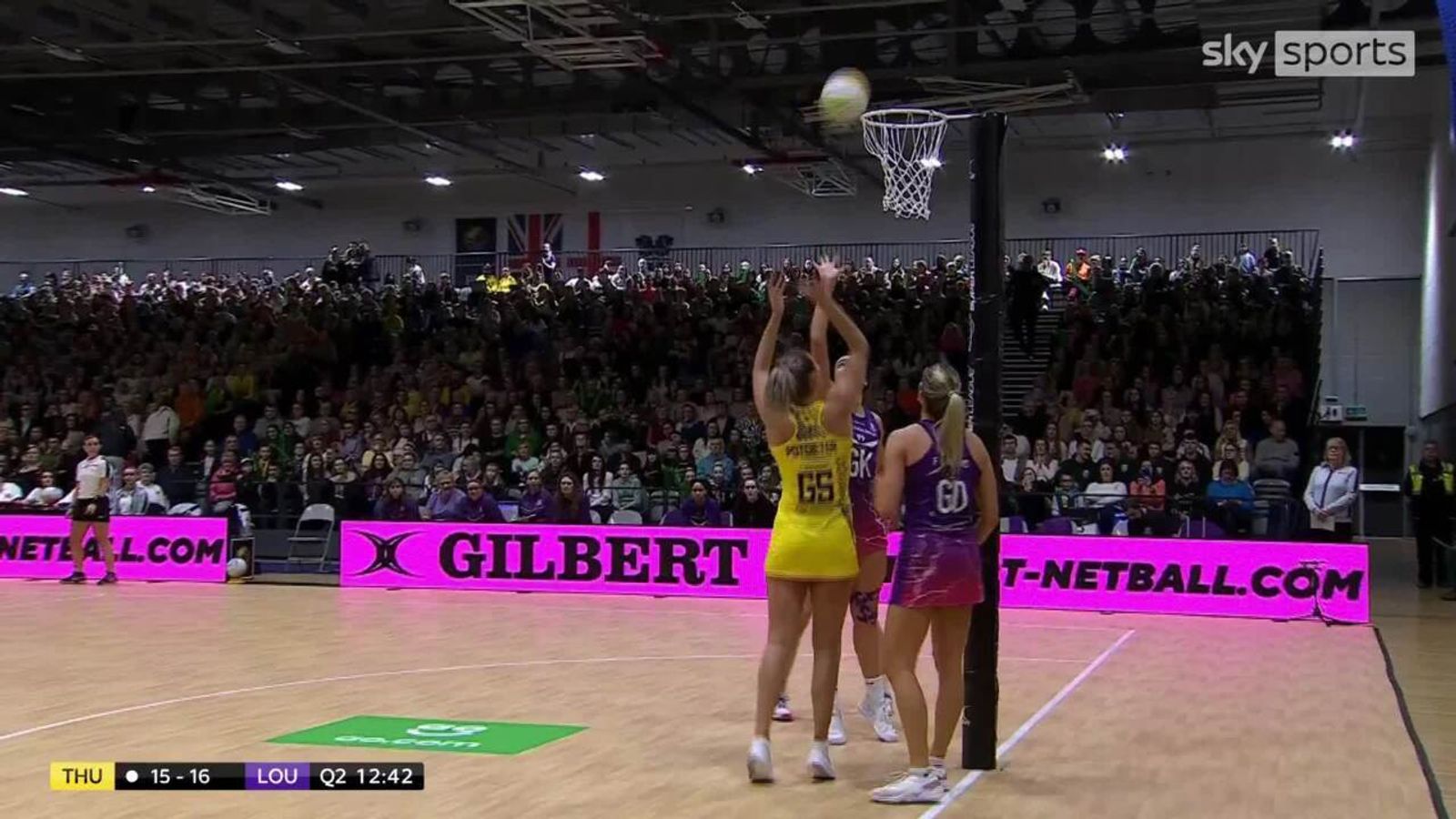'What a pass that was!' | Pin point precision from Amy Carter | Netball ...