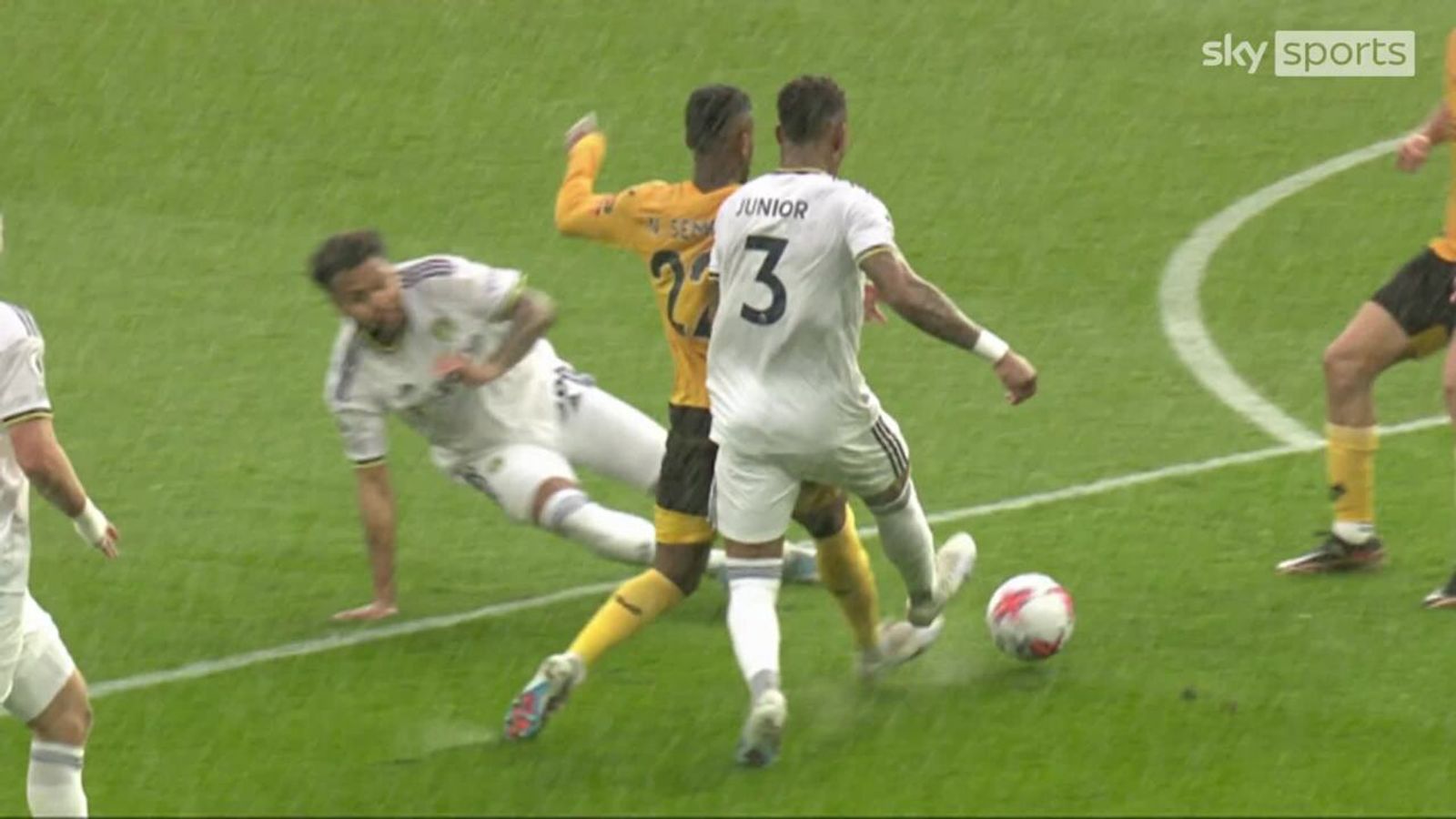 Should Wolves have been awarded a penalty against Leeds? | Football ...