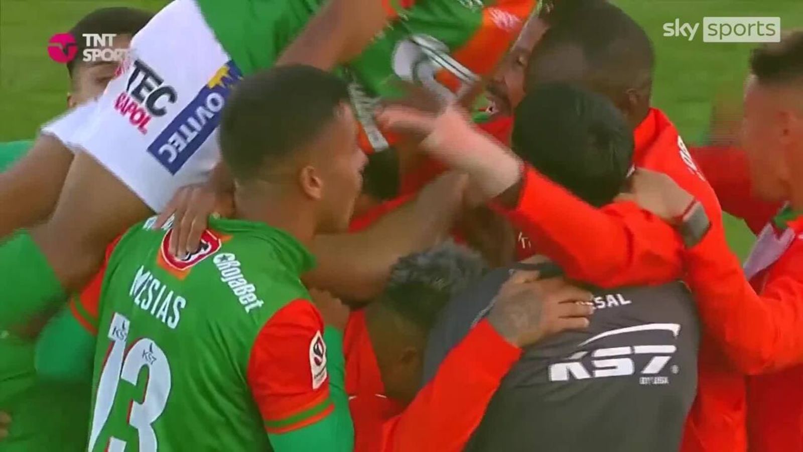 Goalkeeper scores direct from goal kick in Chile! | Football News | Sky Sports