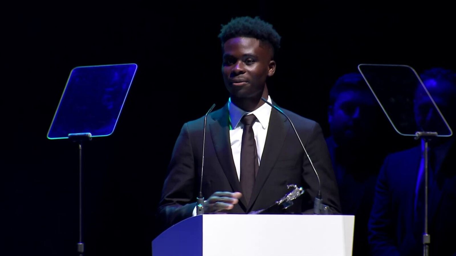 Bukayo Saka wins London Football Awards young player of the year ...