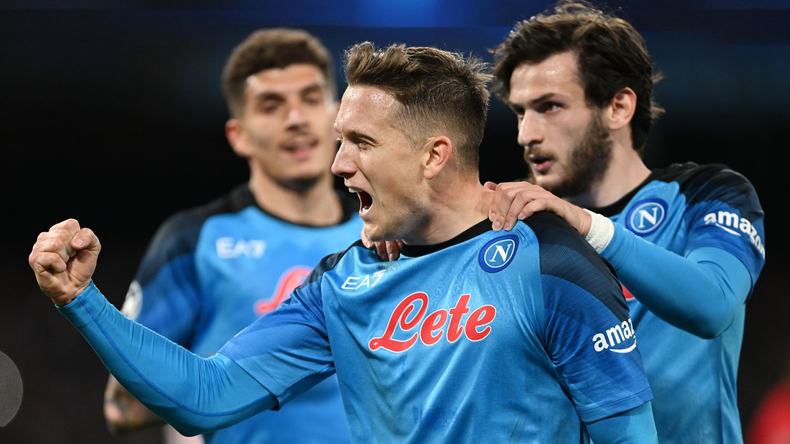 Napoli 3-0 Eintracht Frankfurt (Agg: 5-0): Hosts reach Champions League ...