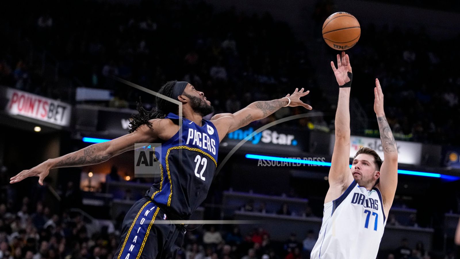 Luka Doncic leads Dallas Mavericks to 127-104 win over Indiana Pacers ...