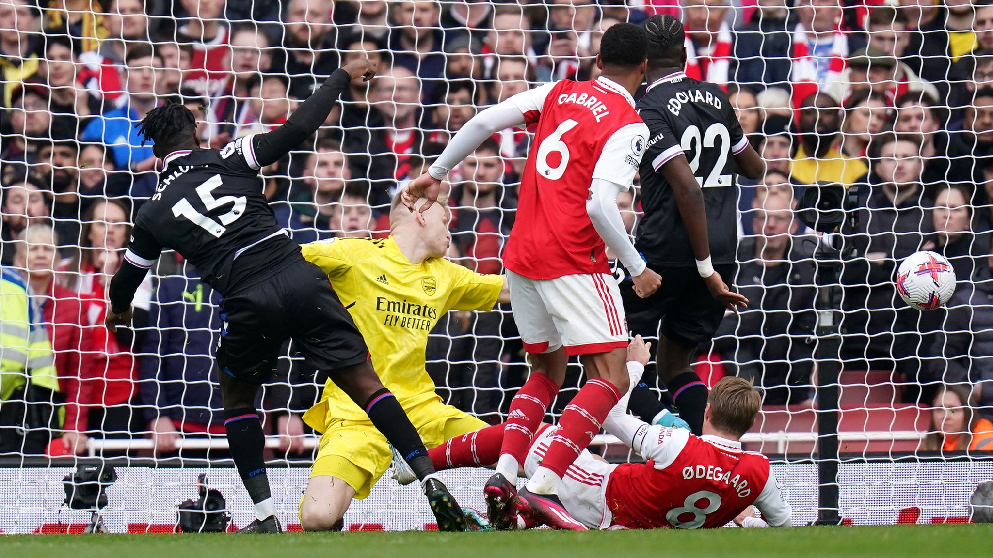 Gabriel Martinelli and Bukayo Saka powering nerveless Arsenal towards ...