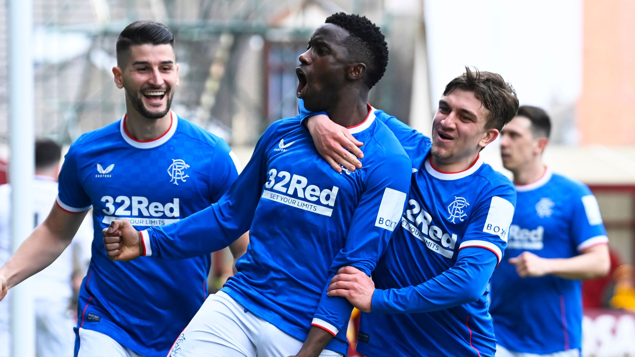 Motherwell 2 - 4 Rangers - Match Report & Highlights