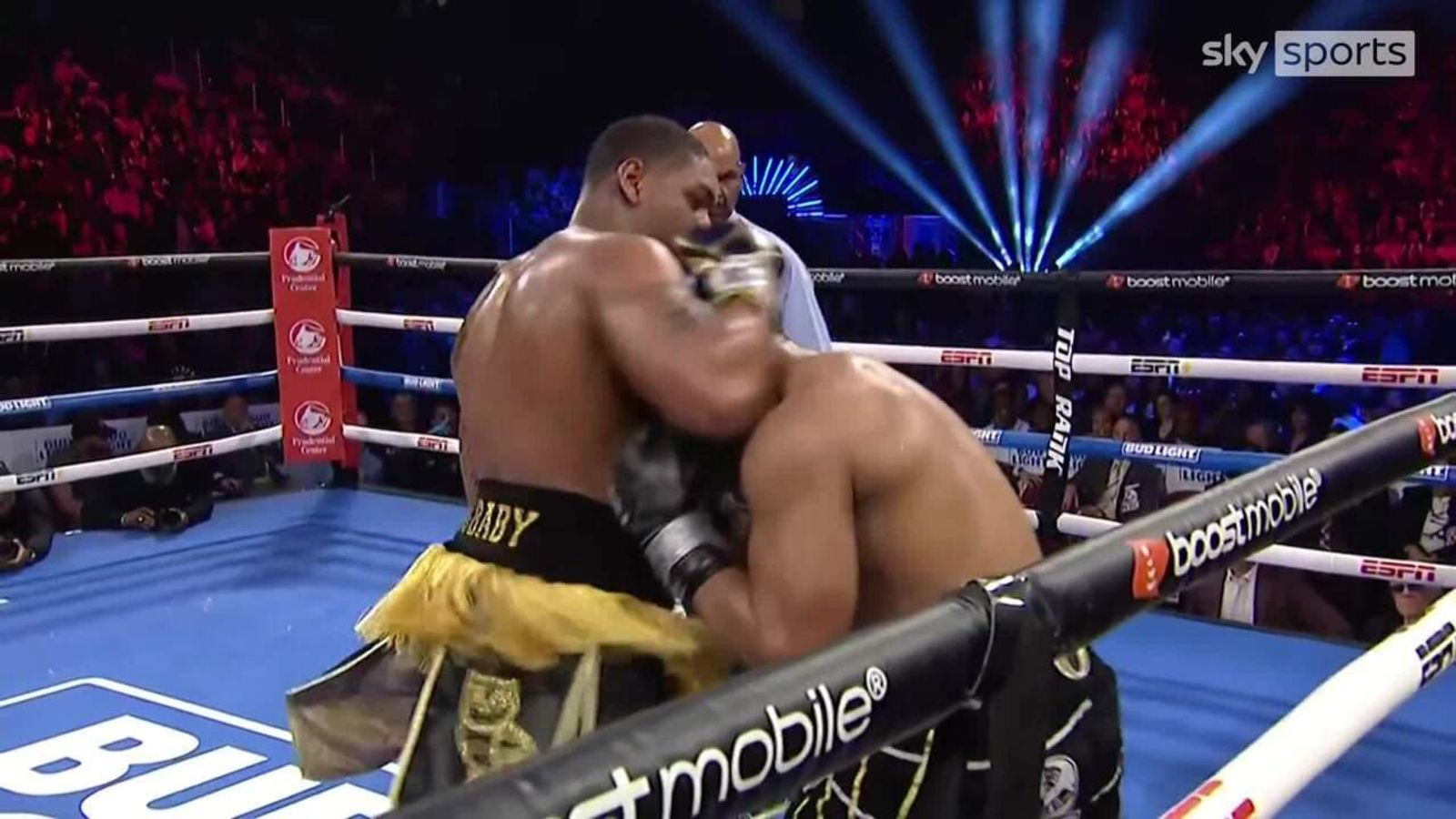 Jared Anderson, the rising heavyweight superstar, sees himself ‘being ...