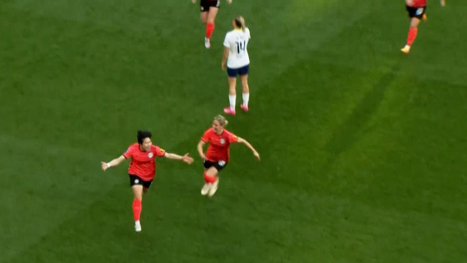 Lee Geum-min scores stunning goal for Brighton | Football News | Sky Sports