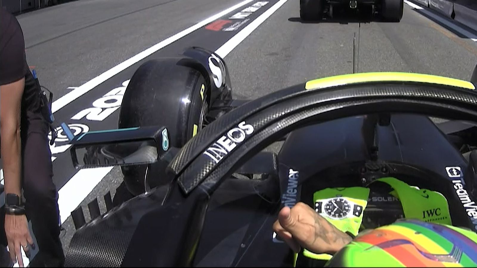 Thumbs up | Lewis Hamilton thanks cameraman for help | F1 News | Sky Sports