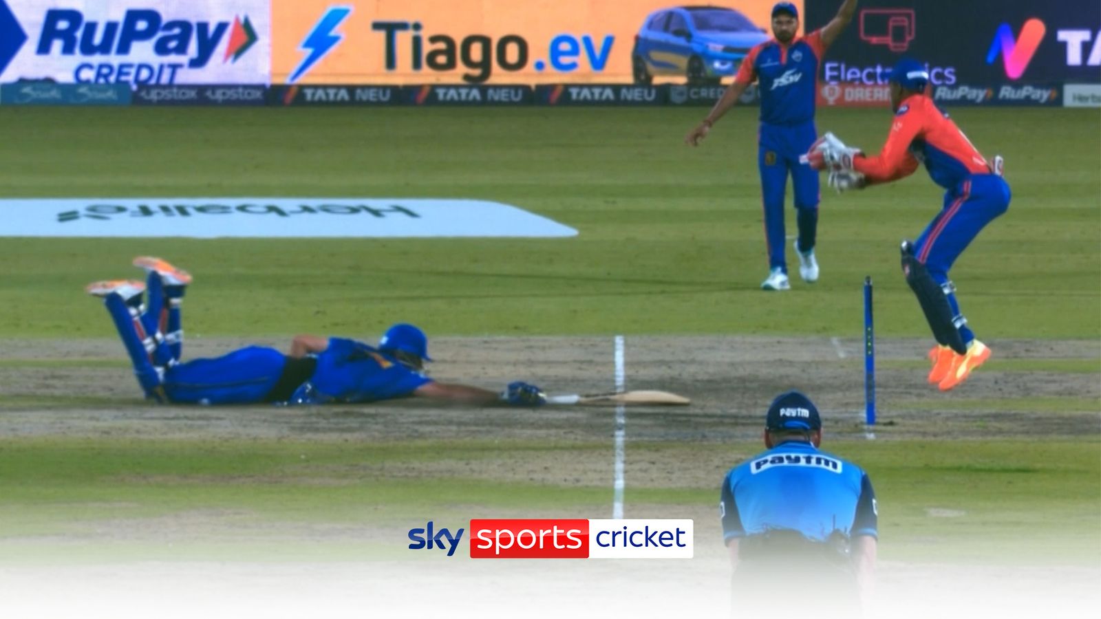 Mumbai Indians claim dramatic victory off final ball! | Cricket News ...