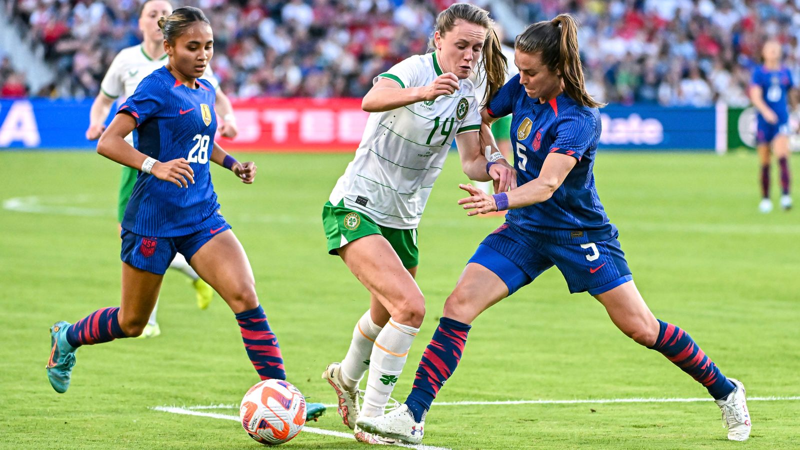United States Women 1-0 Republic of Ireland Women: Alana Cook scores ...