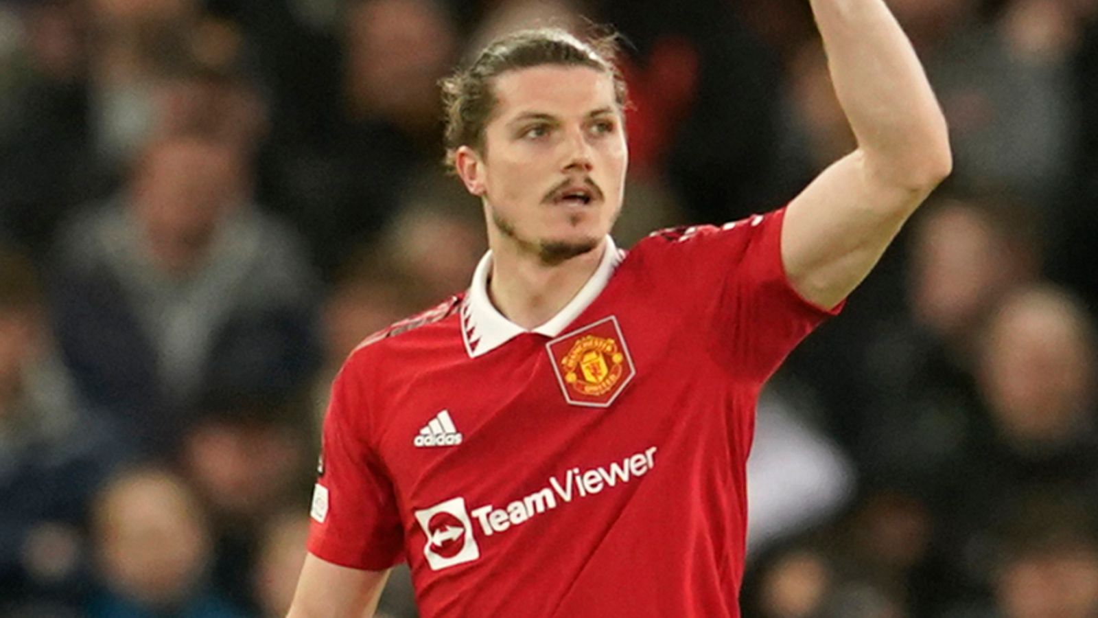 Manchester United 2-2 Sevilla: Harry Maguire and Tyrell Malacia own ...