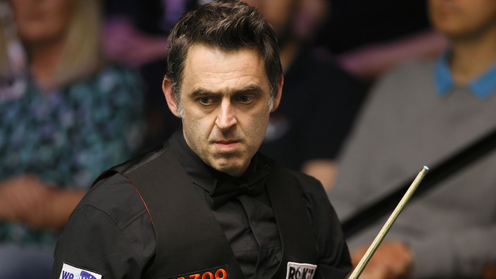Ronnie O'Sullivan thrashes Hossein Vafaei in grudge match at World ...