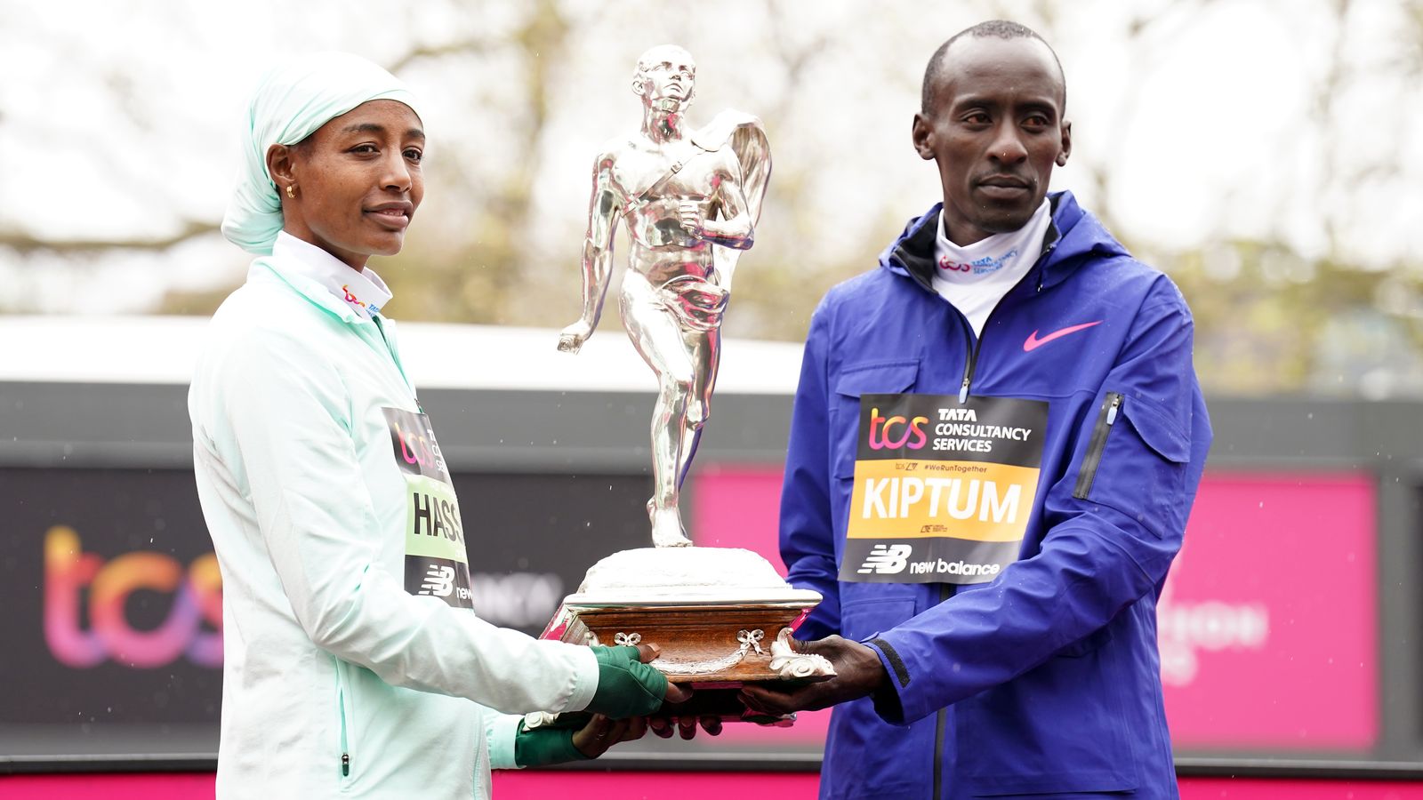 London Marathon: Sifan Hassan produces remarkable victory on Marathon ...