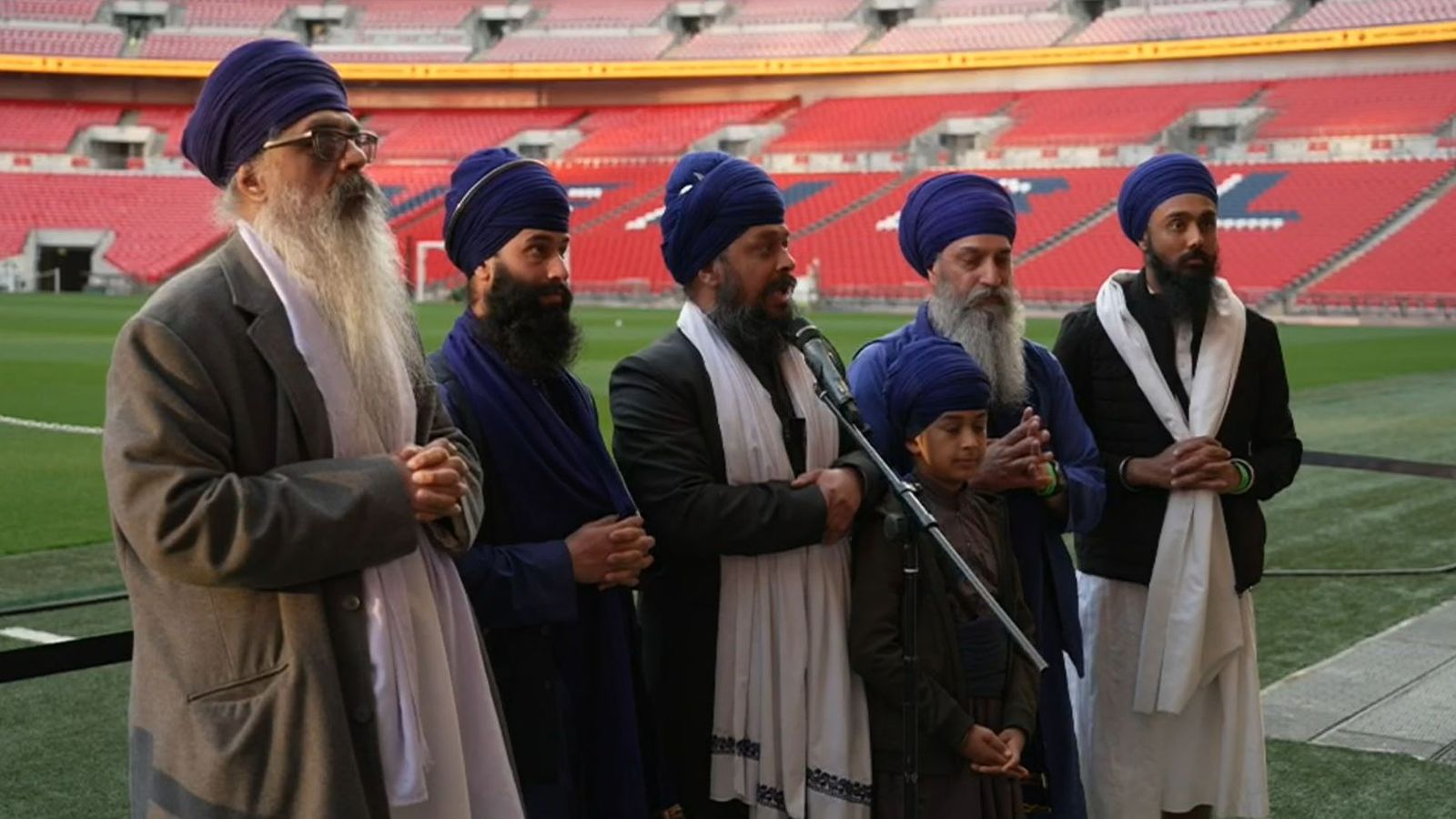 Vaisakhi: Sikh festival celebrated by hundreds at Wembley for the first ...