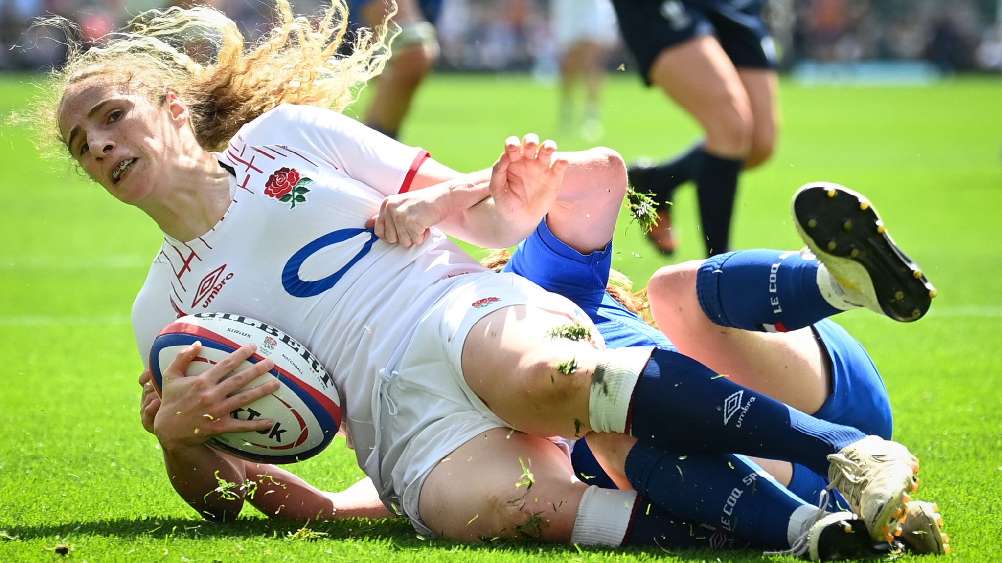 How sports kit is failing our female athletes: From ill-fitting bras to ...