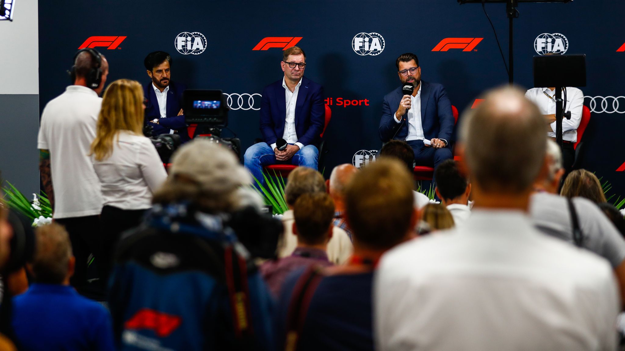 Alcohol, algae, waste: What fuels could Formula 1 cars use in the race against global warming ...